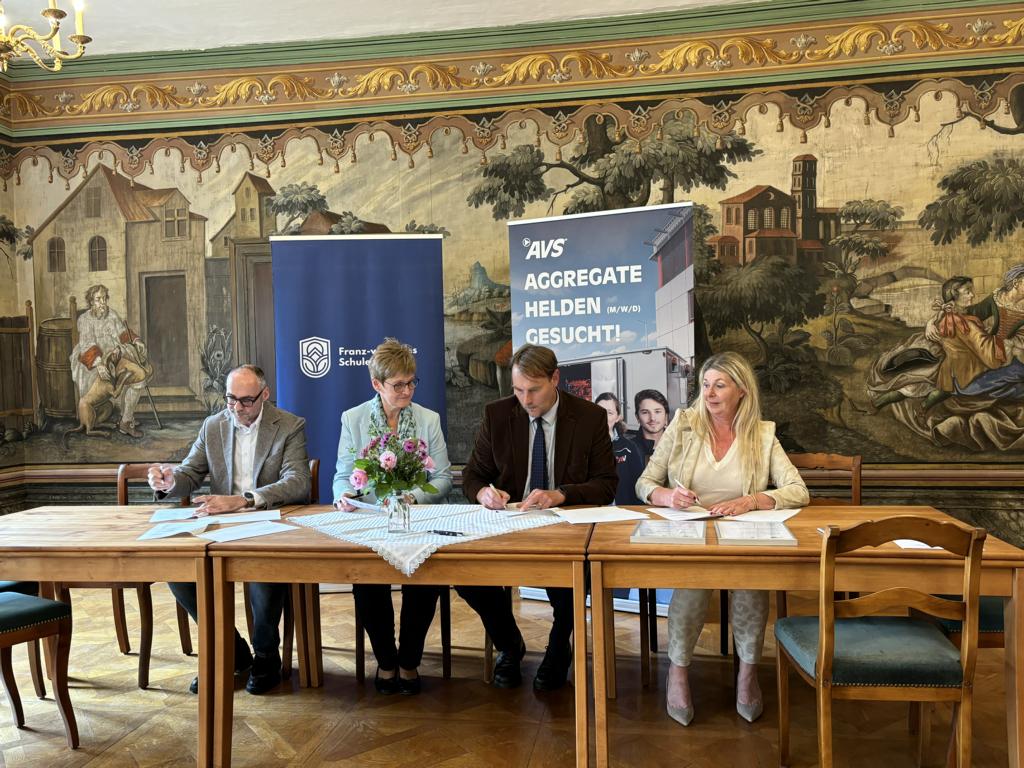 Bildungspartnerschaft mit AVS